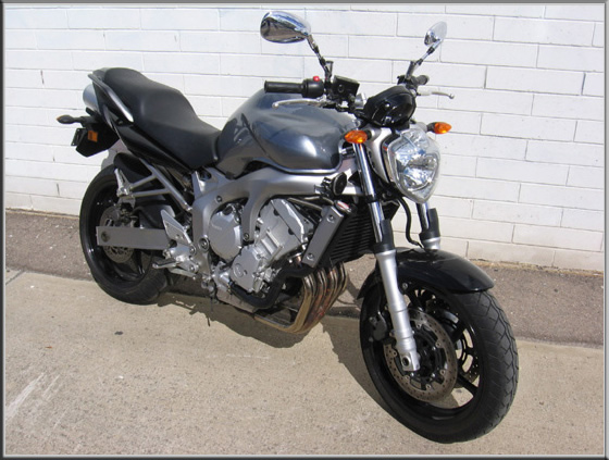 Yamaha FZ600 for Hire
